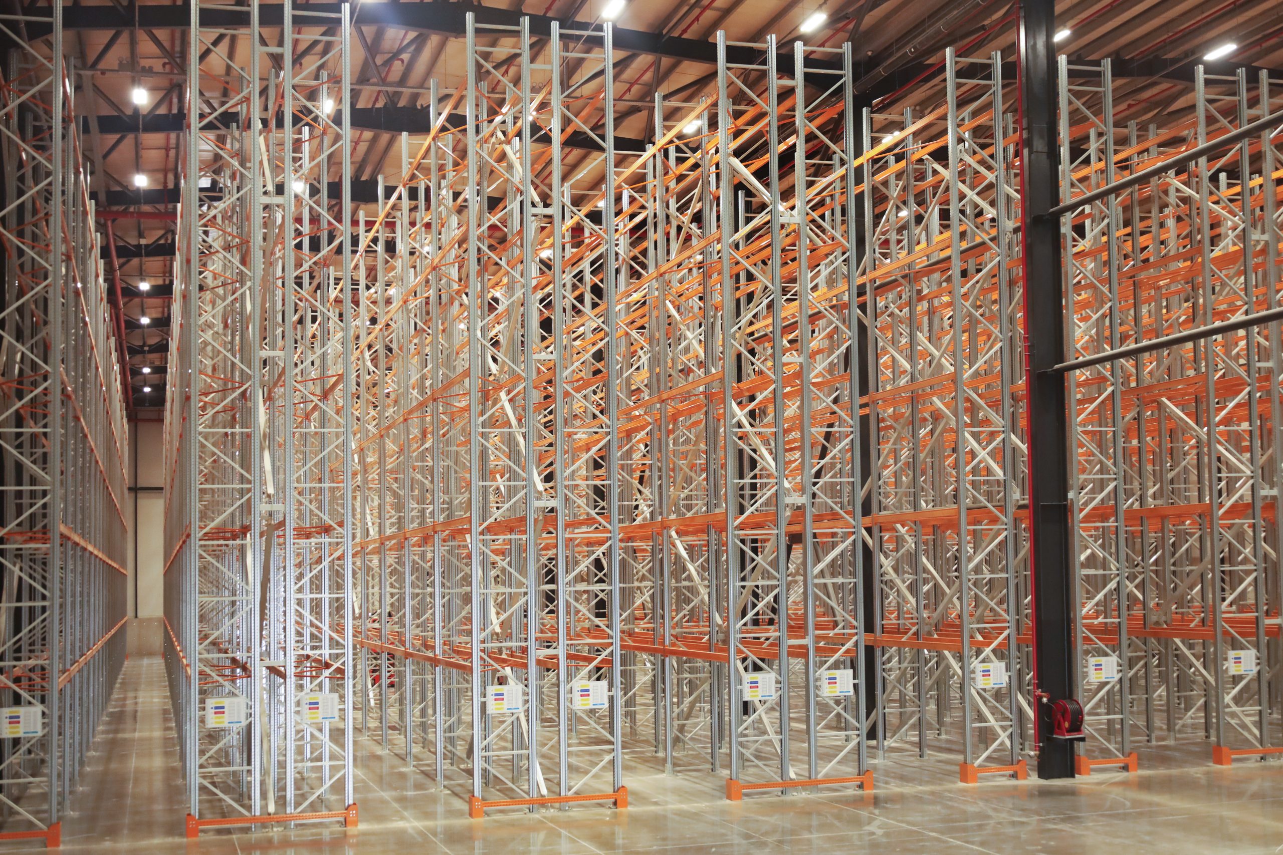 Dar Koridor Raf Sistemi | Peritus Racking