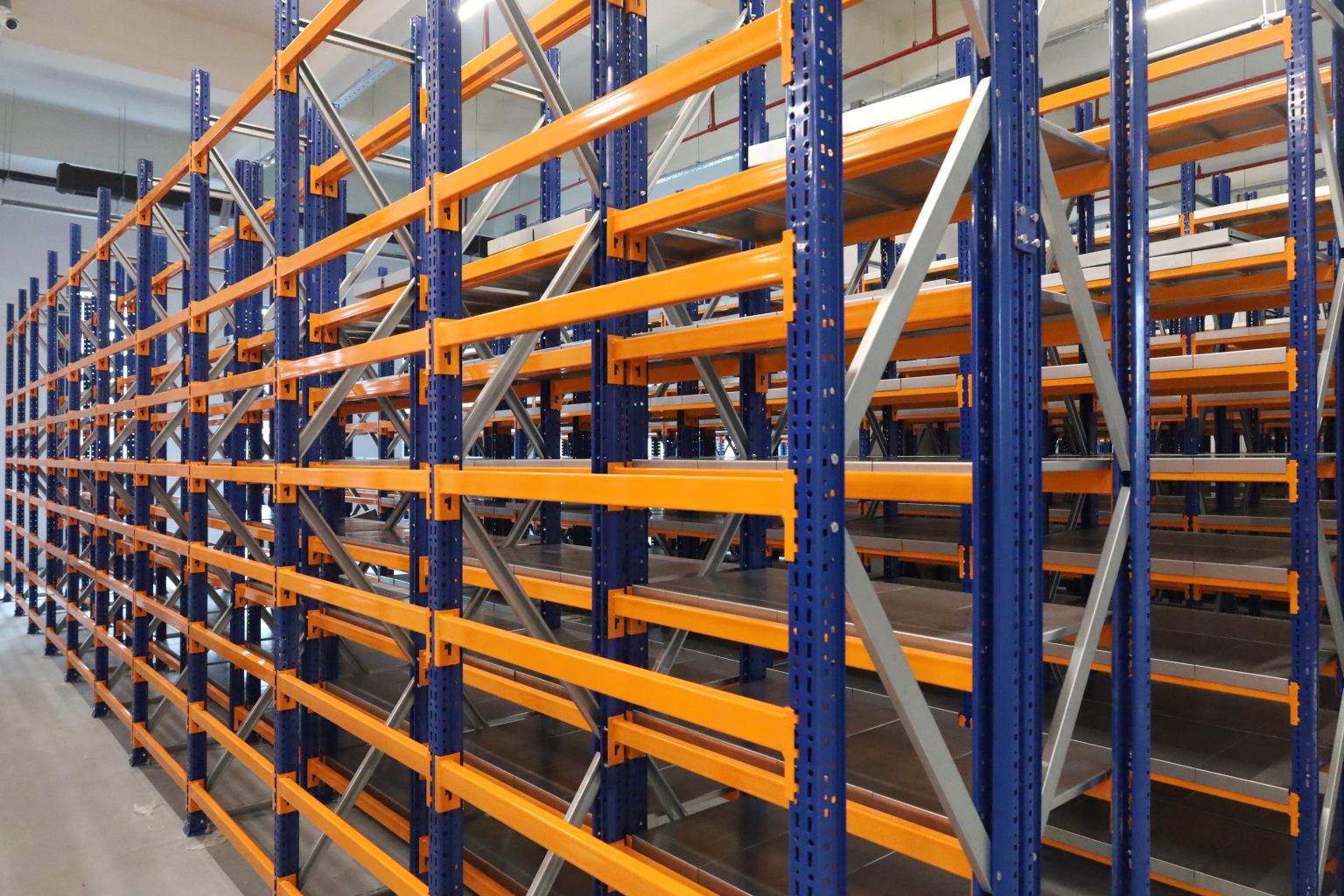 Light Duty Shelving Systems | Peritus Racking